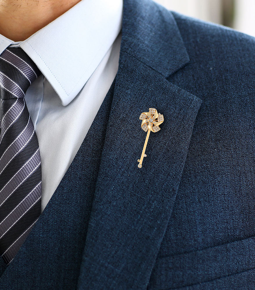 Luck Transforming Fan Pin – FSMegamall.com