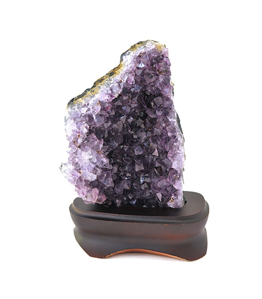 Amethyst Geode with Red String – FSMegamall.com